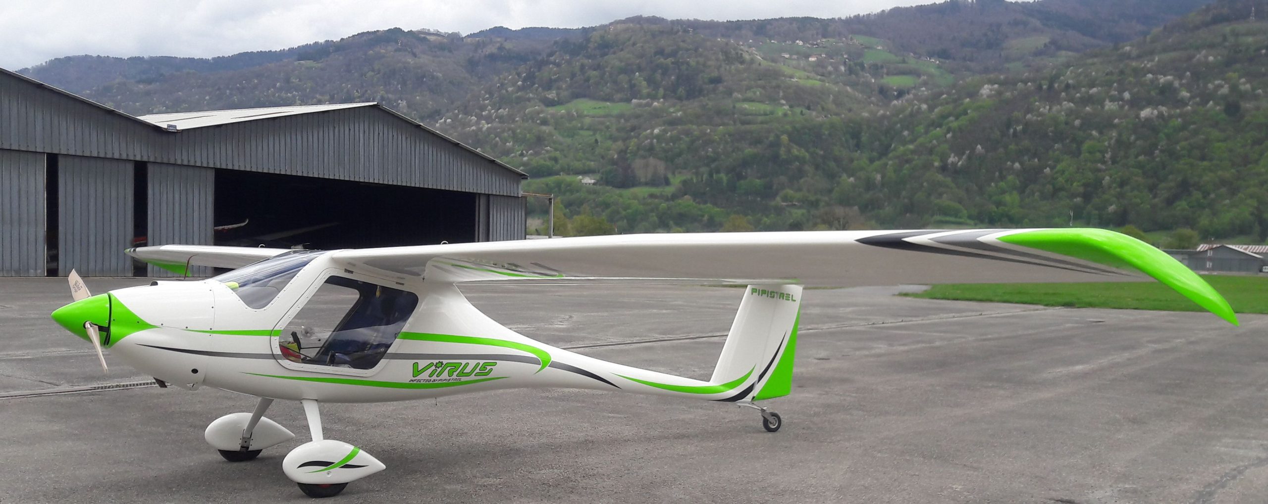 AeroTechnics, spécialiste composite planeur - Aerotechnics